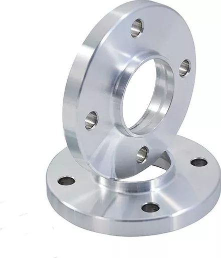 Distantier 4 X 100 la CEL.ro